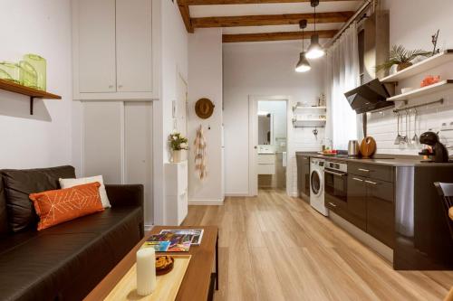 Lodging Apartments Almirall Beach 12 - La Barceloneta