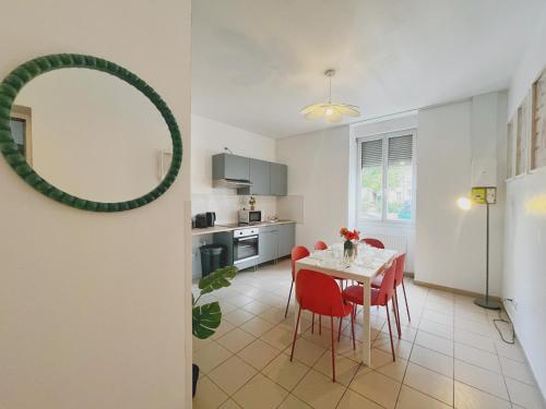 Terrazzo - Appartement 6 Personnes - Check In H24 & Wifi - Oullins