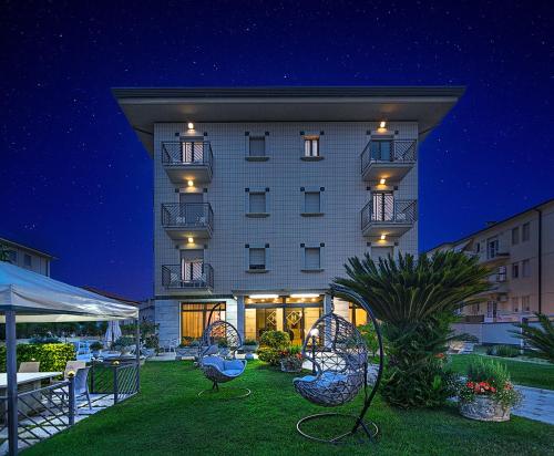 Hotel Harmony-smile - Viareggio