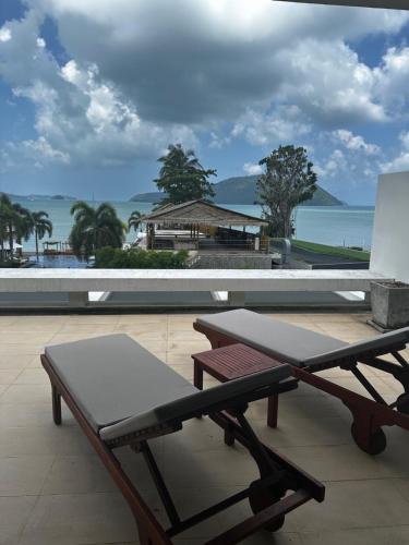 From $14 - Luxury Beachfront Retreat 5 Stars Resort, Pool and Sea View ...