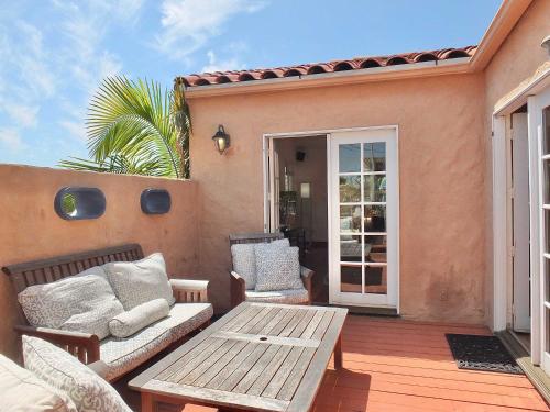 La Brisa - One Block From The Beach - Long Beach, CA