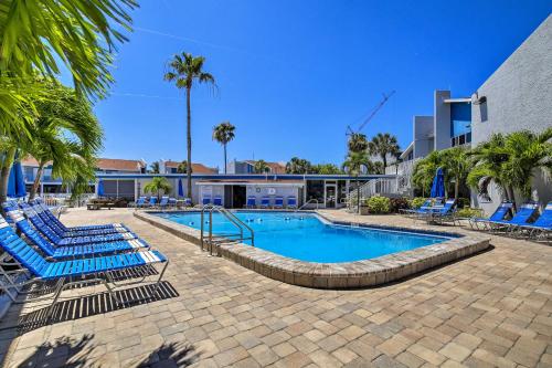 Sip, Sunbathe & Relax Poolside: Madeira Beach Gem! - Madeira Beach, FL