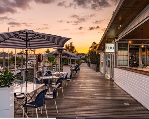 Location, Location, Location - Private Apartment - Brisbane