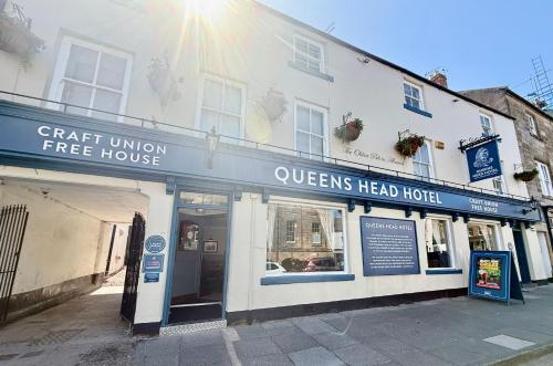 The Queen's Head - Alnwick