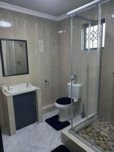 Ocean Wave Chalets Unit 2 - Hibberdene