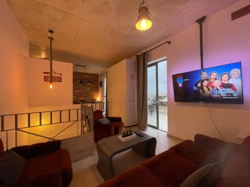 Sliema Cozy Townhouse With Rooftop View, Prime Spot - Valletta