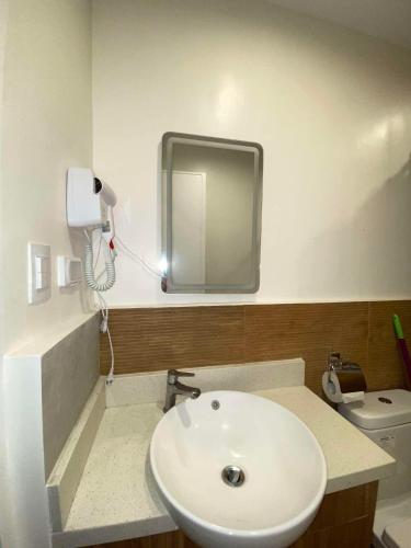 Matina Enclaves Marce's Lux Condotel - Davao City
