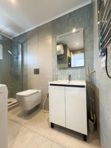 107 - Beachside Renovated 1br Apt 5 Min From Beach - Cambrils