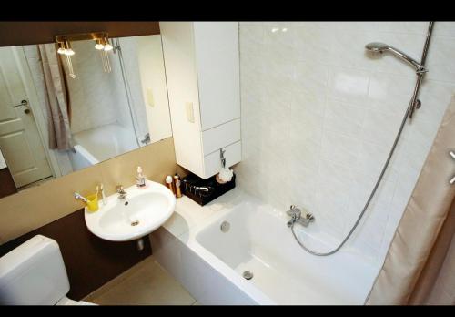 Homestay La Montagne Des Coeurs - Lanaken