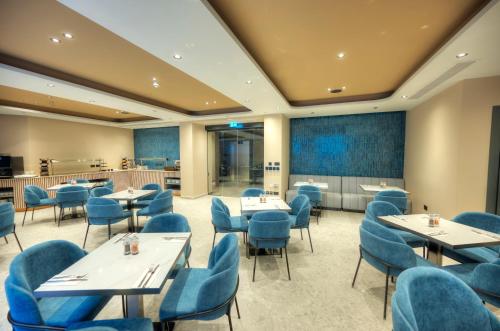 ASTE hotel - St Julian's, Malta - Aggiornato 2026: Prezzi degli ...