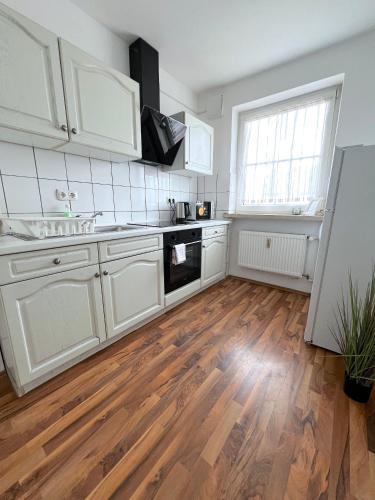 V Apartment 4 Personen - Monteurzimmer - Ferienwohnung - Dingolfing - Dingolfing