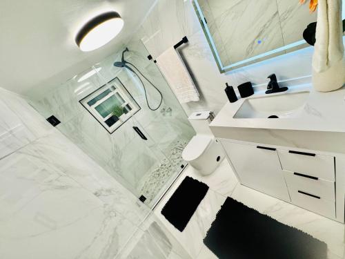 Earth-toned Escape, Stylish Stay - Miami, FL