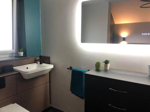 The Nest Lux Apartment - Bolton