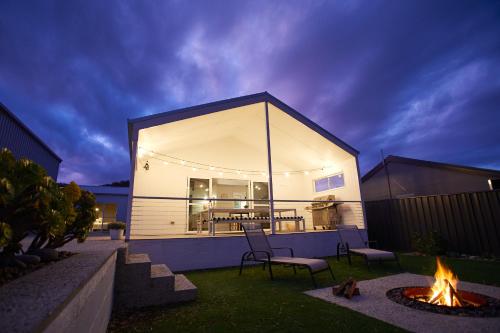 Sea Salt Sun Beach House - Tasmania
