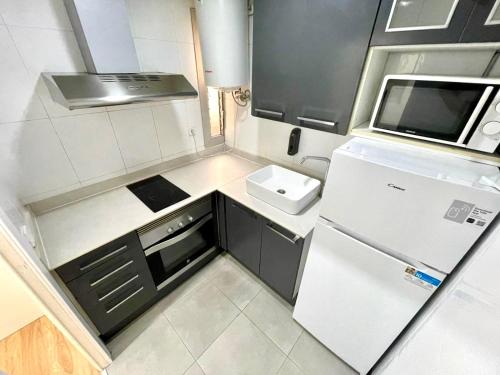 Gran Apartamento Nuevo De 3 Hab, A 1 Minuto Del Metro Hbb - L'Hospitalet de Llobregat