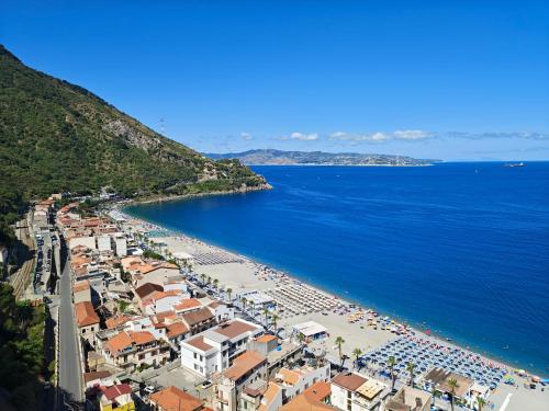 Una Finestra Sul Mare - Villa San Giovanni