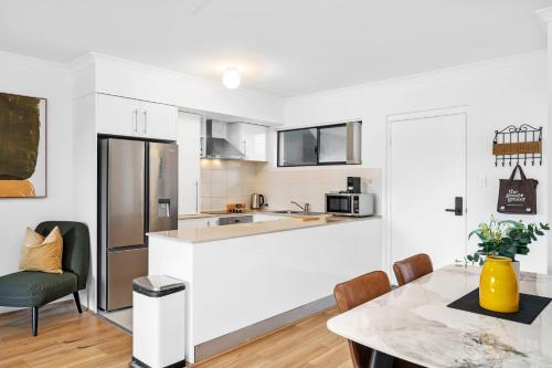 Stay In & Switch Off - A Sepal Stay - Perth