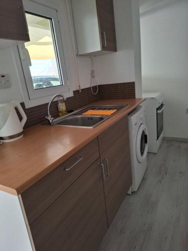 Comfortable Ground Floor Studio In Limassol - Limassol