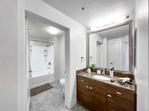 Stylish 1bd In Marina Del Rey With Free Parking - Los Angeles