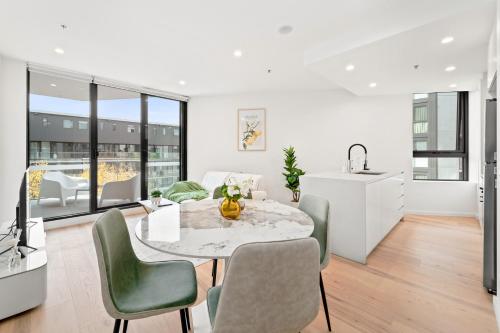Cbd Hideaway, Chic 1br Apt Walk To Dining N Casino - 坎培拉