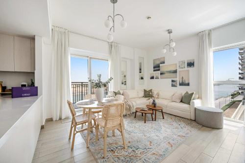 Silkhaus Canal View 3bdr+maid | Near Ferrari World - Abu Dhabi