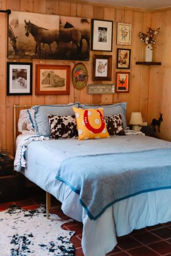 From $87 - Midway Farm Barn - old horse ranch and farm oasis, UT