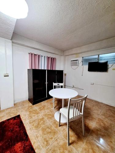 L4 Spacious Studio Apartment Near Airport, Sm Lanang, Spmc & Ferry Wharf - Davao City