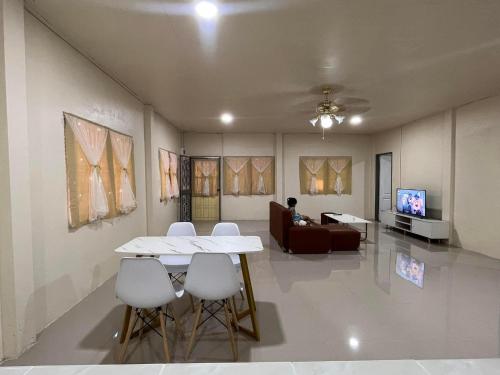 2 Bedroom Hua Hin Villa - Hua Hin