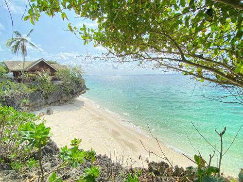 Bugnaw Si-E Beach Resort Hotel (Bohol) - Deals, Photos & Reviews