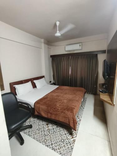 10 Top Hotels in Vapi | Places to Stay w/ 24/7 Friendly Customer Service
