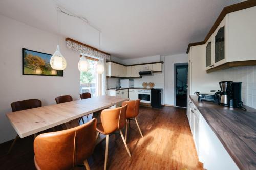 Ferienwohnung Wallis - Location saisonnière, Raggal 41, 6741 Raggal ...