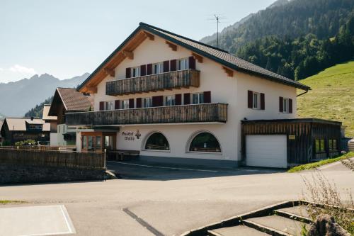Ferienwohnung Wallis - Location saisonnière, Raggal 41, 6741 Raggal ...