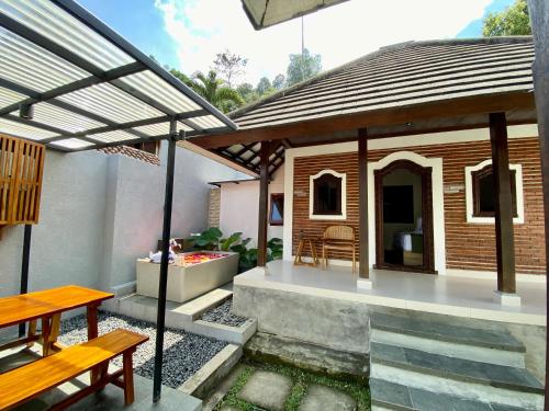 Parawiya Villa - Munduk