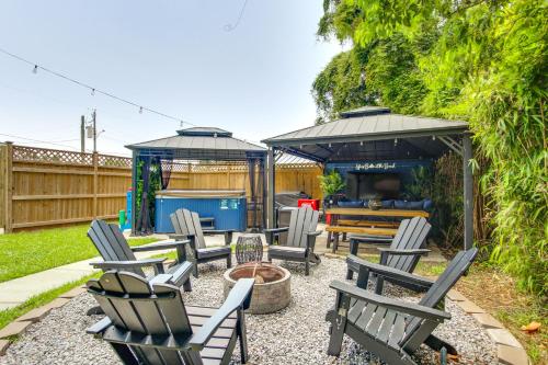 Hot Tub & Private Backyard! Gulfport Group Getaway - Mississippi