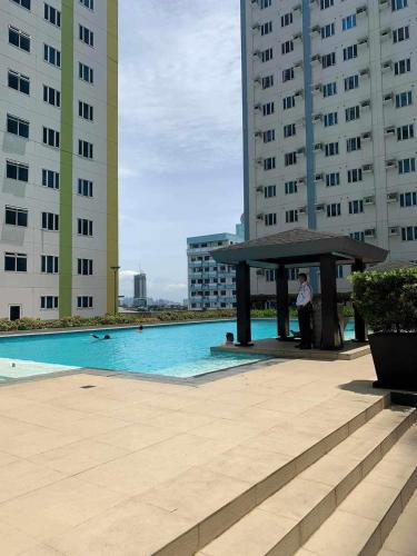 Staycation In Quezon City - Quezon City