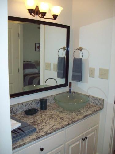 Large Unique Ground Floor Loft With Parking #2 - Macon, GA