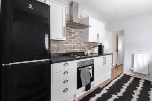 Comfortable Portsmouth Home Near Southsea Beach Great For Group Stays And Contractors - Portsmouth