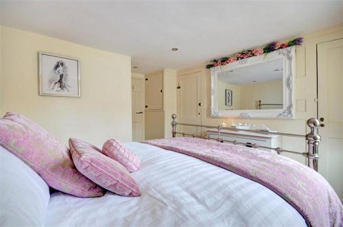 Peony Rose Cottage - Whitby, United Kingdom - Updated 2026: Prices and ...