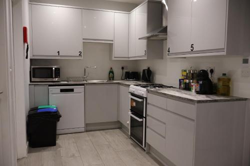 Walton Suites - Watford