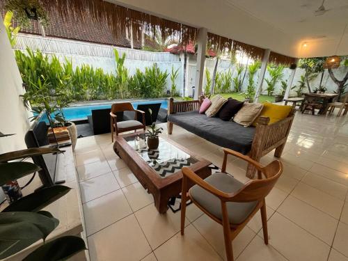 Kondo Villa 2 Br- Private Pool - Kuta