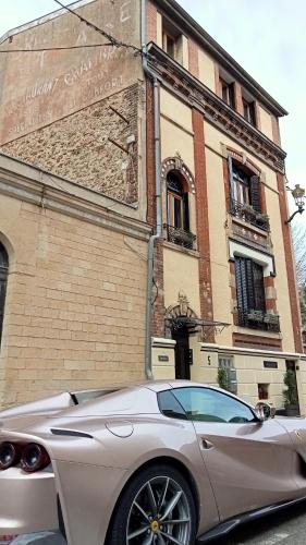 Villa 160m2 - Gare A 200m - Les Loges Du Theatre Avec Jardin En Plein Cœur D'epernay 14pers Max Visi - Épernay