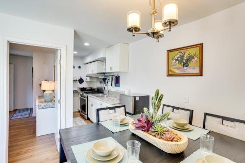 Explore Socal! Cozy Retreat Near Disney & Beaches - Seal Beach, CA