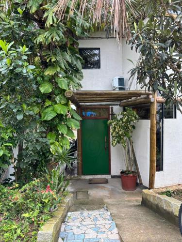 Quarto Com Banho Privado E Lavanderia - Florianópolis