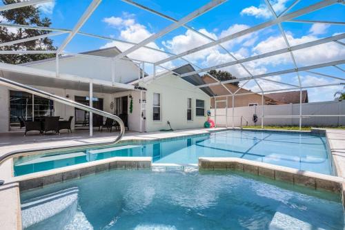 Mi Casita Near Disney Universal - St. Cloud, FL