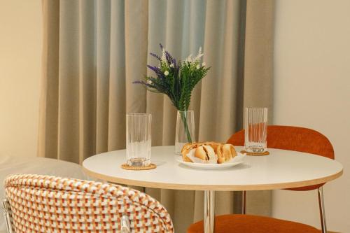 Hotel Daun Guri - 성거읍