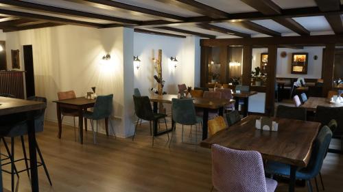 Landhotel Und Restaurant Haus Steffens Bei Calpas - Windeck