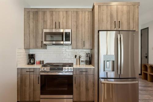 From $57pp - NEW Cozy 1BR Condo w- Balcony & Purgatory Views, Durango ...