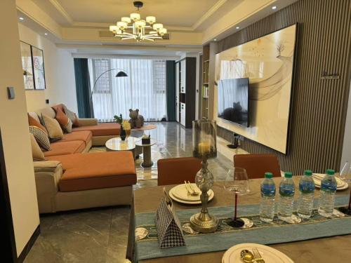 Smilenest Zhangjiajie Downtown Cozy Luxury Suite Private Custom Journeys Vip Ticket Service For 2-6 - Zhangjiajie