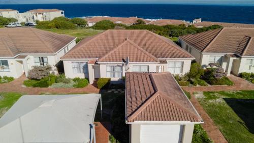 241 Hermanus Beach Club - Hermanus