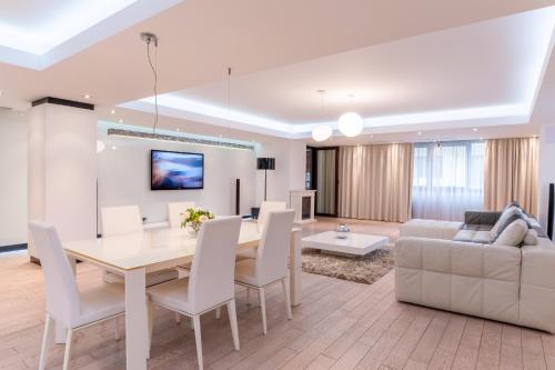 Luxury Apartment Herastrau Nord- 240 Sqm - Spa, Pool & Gym Access - Bucharest
